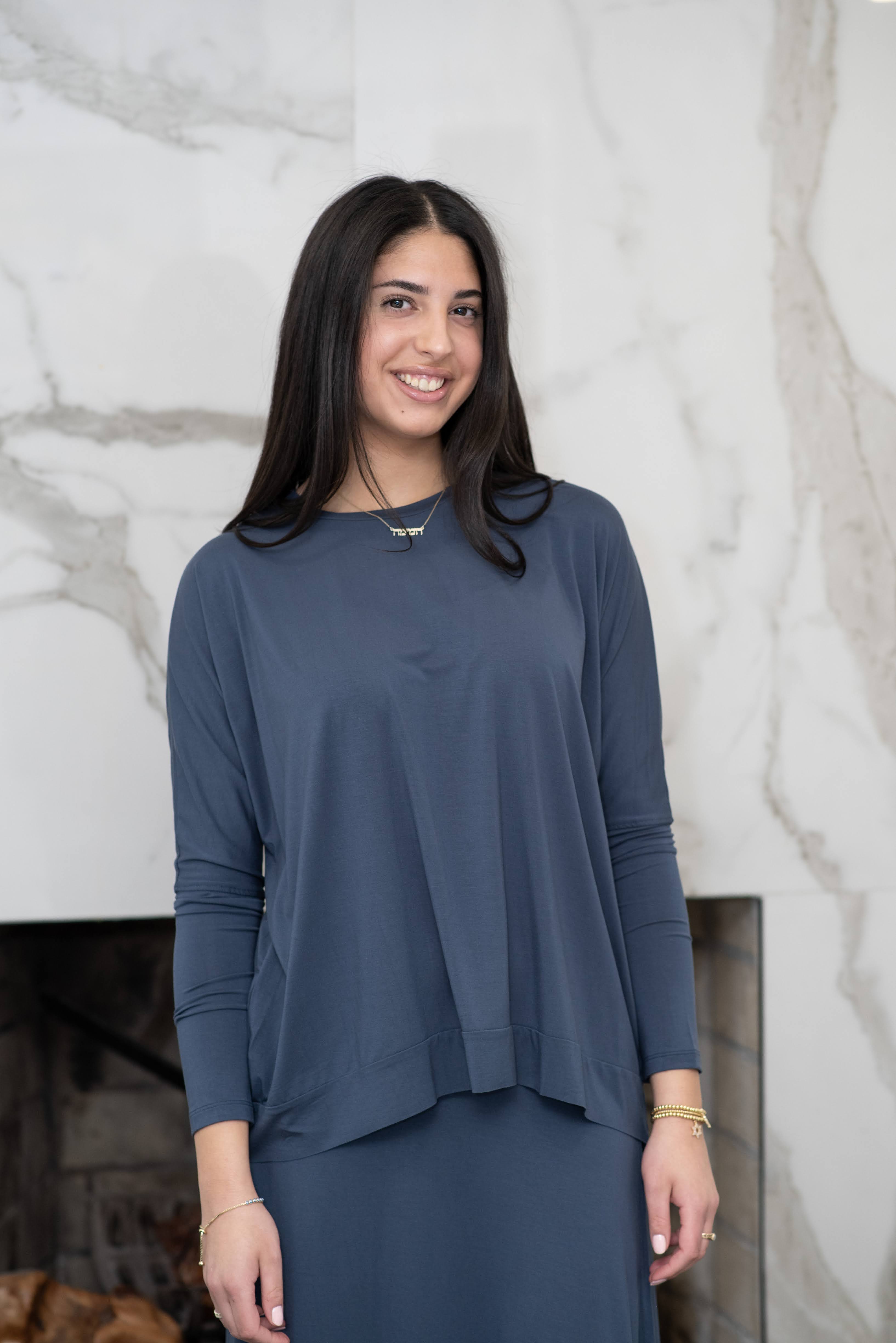 MODAL SKYE TOP (SPACE) – mayasplaceny.com